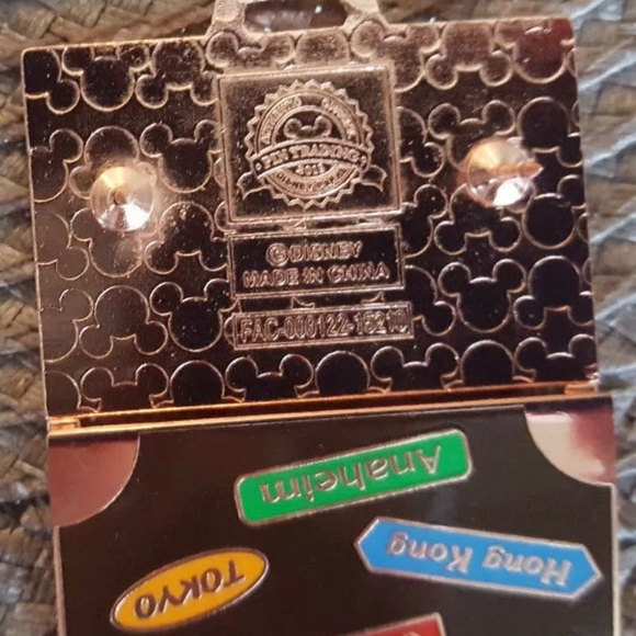 Disney | Jewelry | New Disney Hinged Suitcase Travel Rare Mickey Pin ...